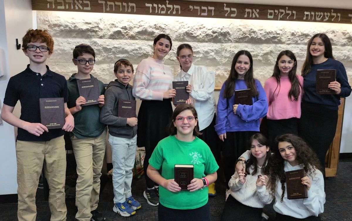 Torah Bowl Students Have a Brilliant First Meet of the Year | Ramaz ...