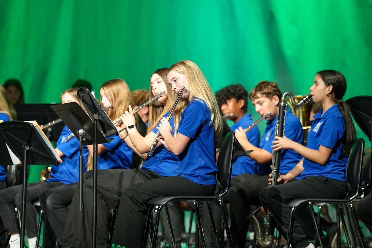 Middle School Band Shines in Fall Concert | Posts Details/Default Board ...