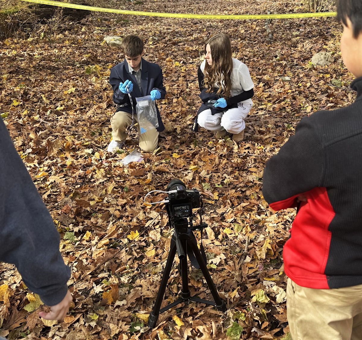 Middle School Students Collaborate on a 'WhoDunIt' Mystery | Featured News