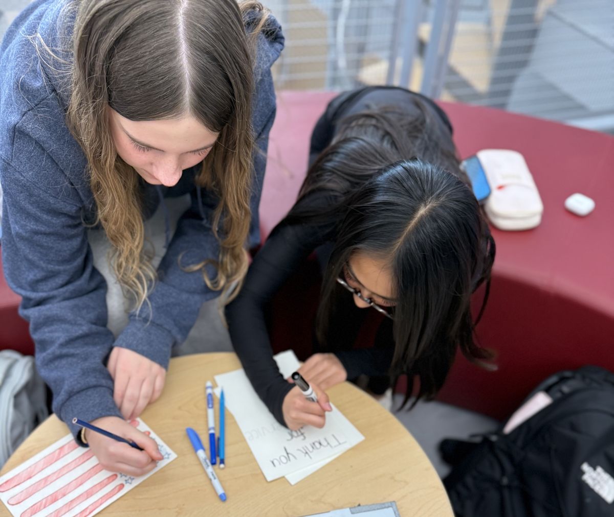 Colonial Middle School students make greeting cards for veterans | RP ...