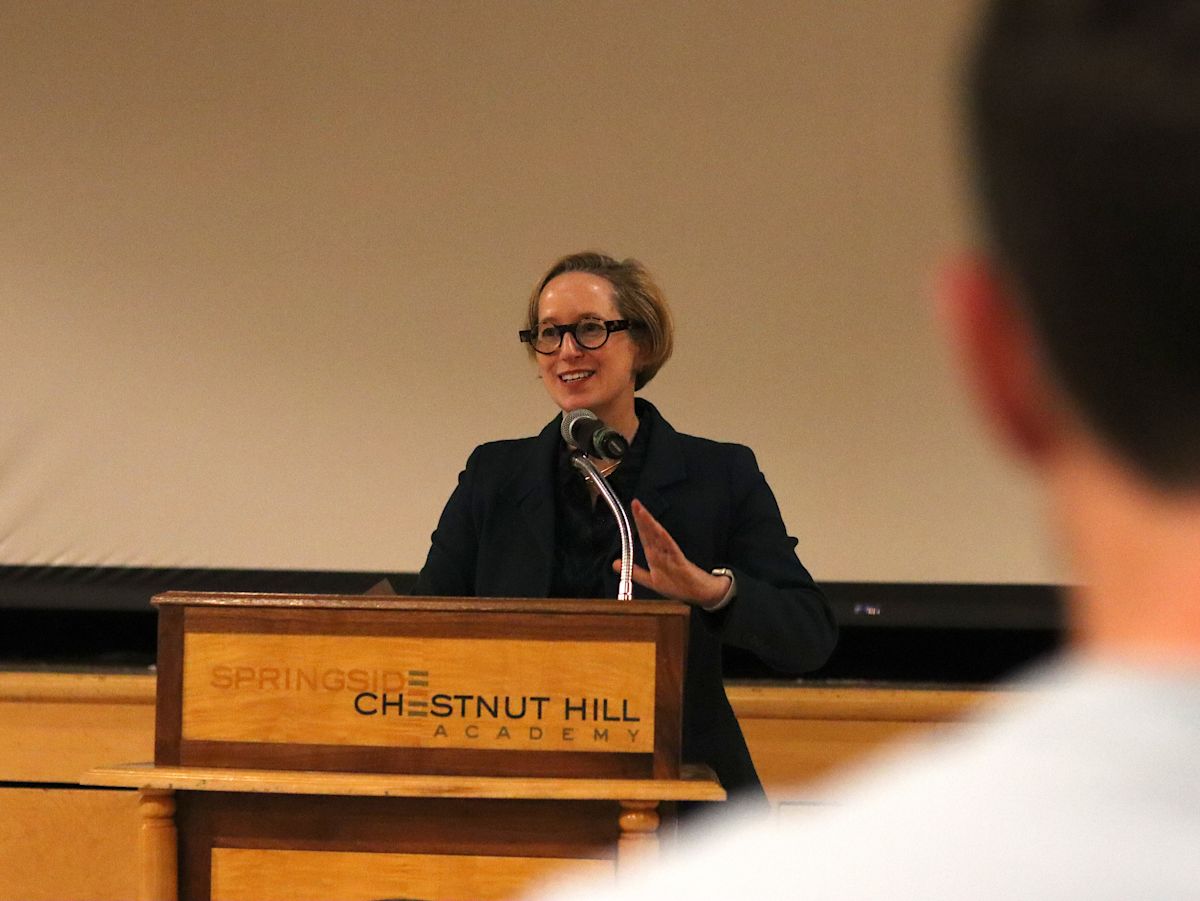 Dr. Lisa Damour Shares Insights on Teen Wellness at SCH | News Stories ...