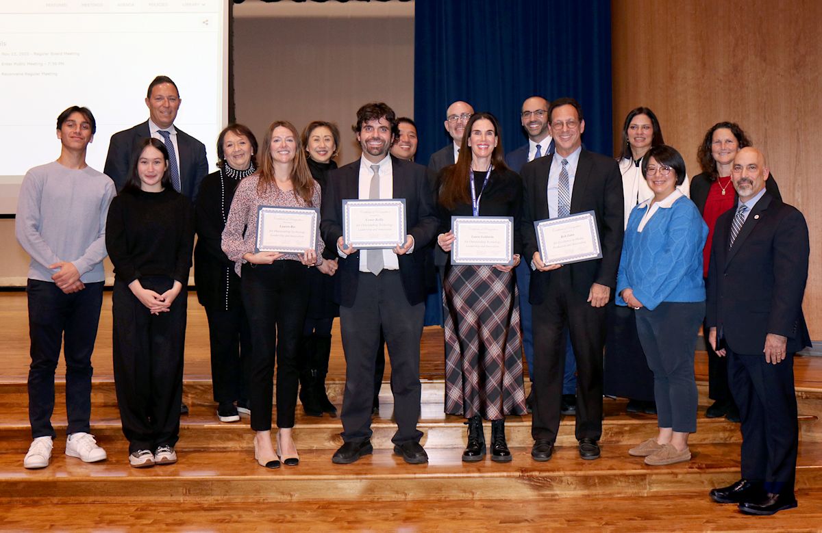 Board of Education Applauds Apple Distinguished Schools | Posts Detail ...