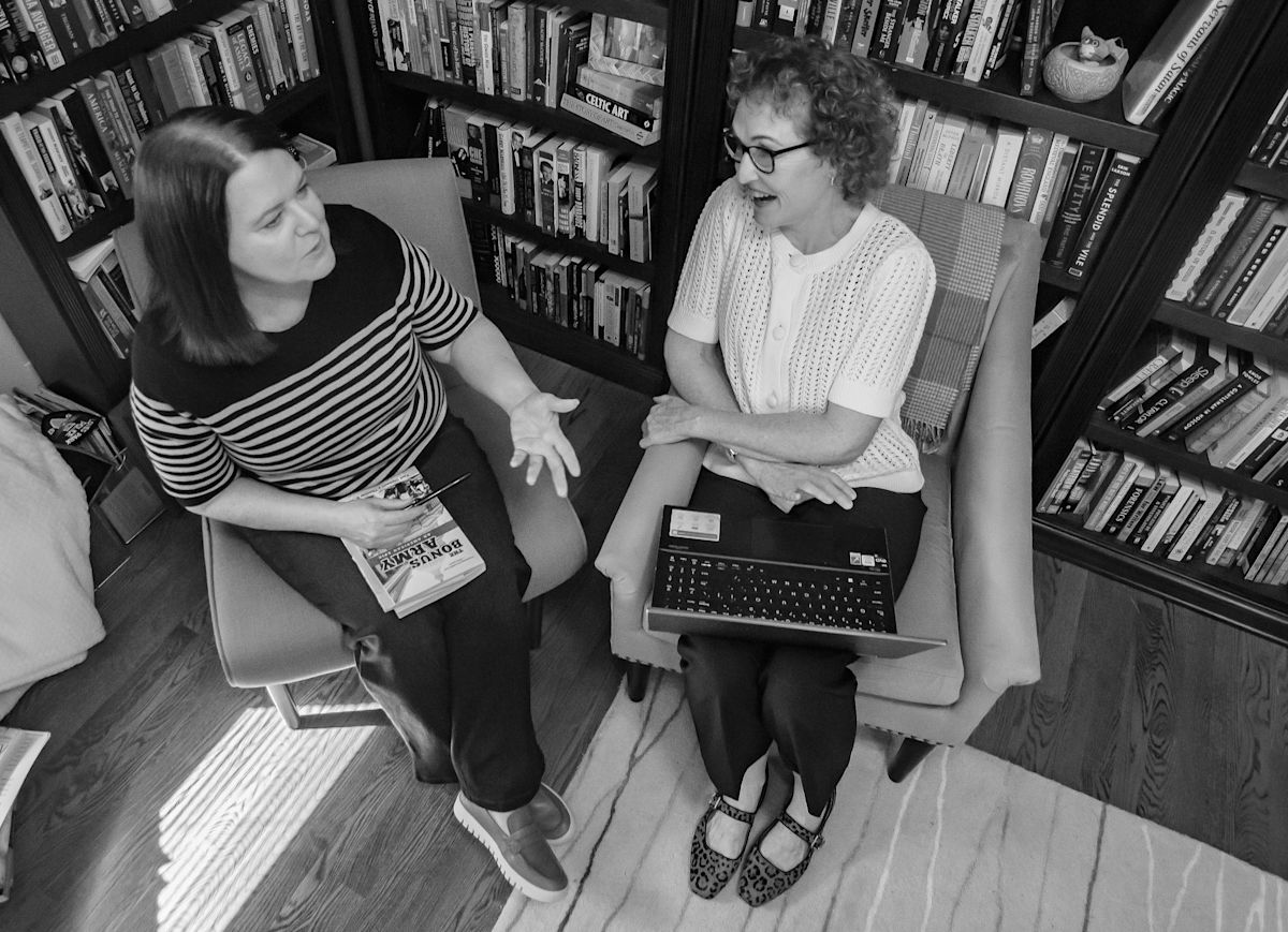 Clare O'Donohue '82 and Margaret Smith '83 | School News