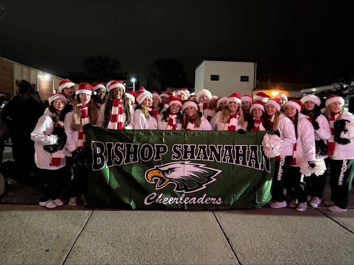 Shanahan Cheerleaders Take Part in Christmas Parade | Athletics News