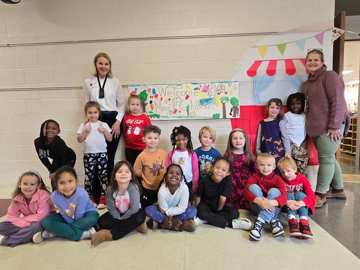 Former Robinson Student, Now Mayor, Inspires Kindergarteners During ...