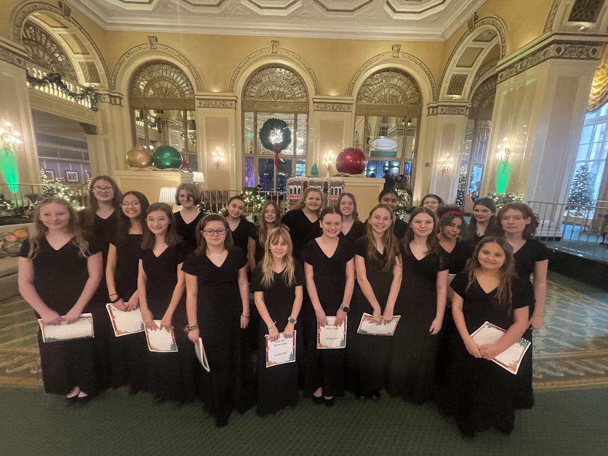 Middle School Girls’ Chamber Choir Spreads Holiday Cheer | Post Detail