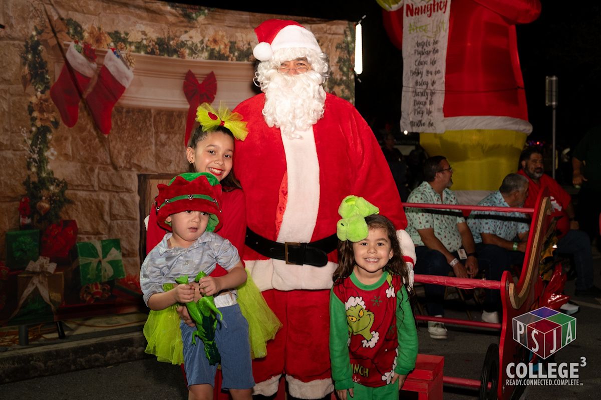 Thousands attend 6th Annual PSJA ISD Family Posada | School News Details