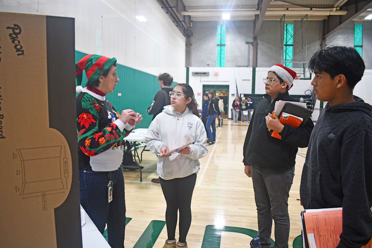 District hosts annual elective course fair | Default Board Post Page