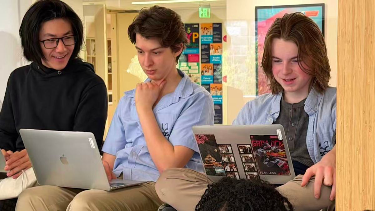 Welcome 2026! Alums Visit, G10 Prepares for University Process, Uniform ...