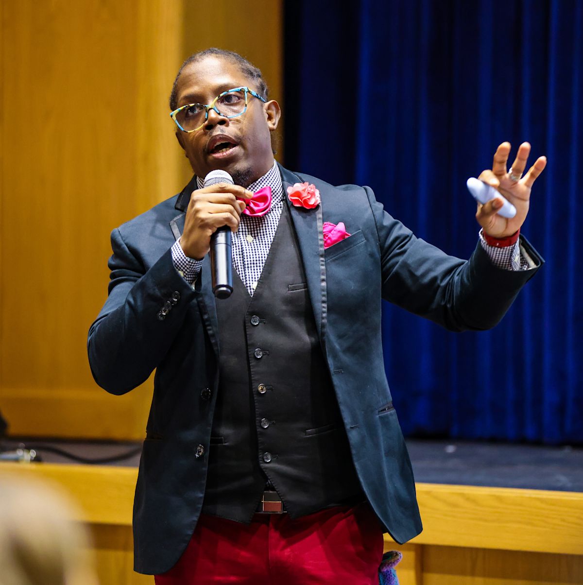 Building Connection: DaVaughn Montgomery ‘03 Discusses Faith, Service ...