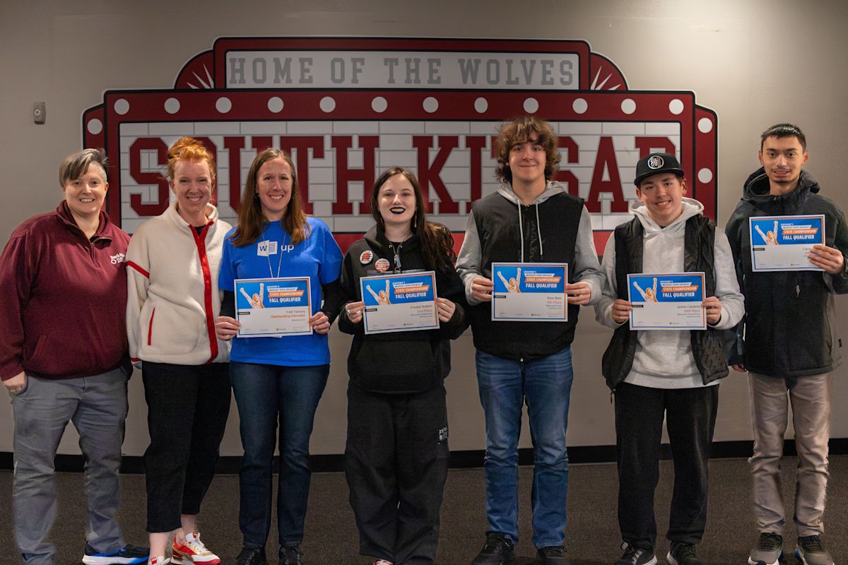 Five Students Earn Top 10 Placement for Microsoft Competition | Default Board Post Page