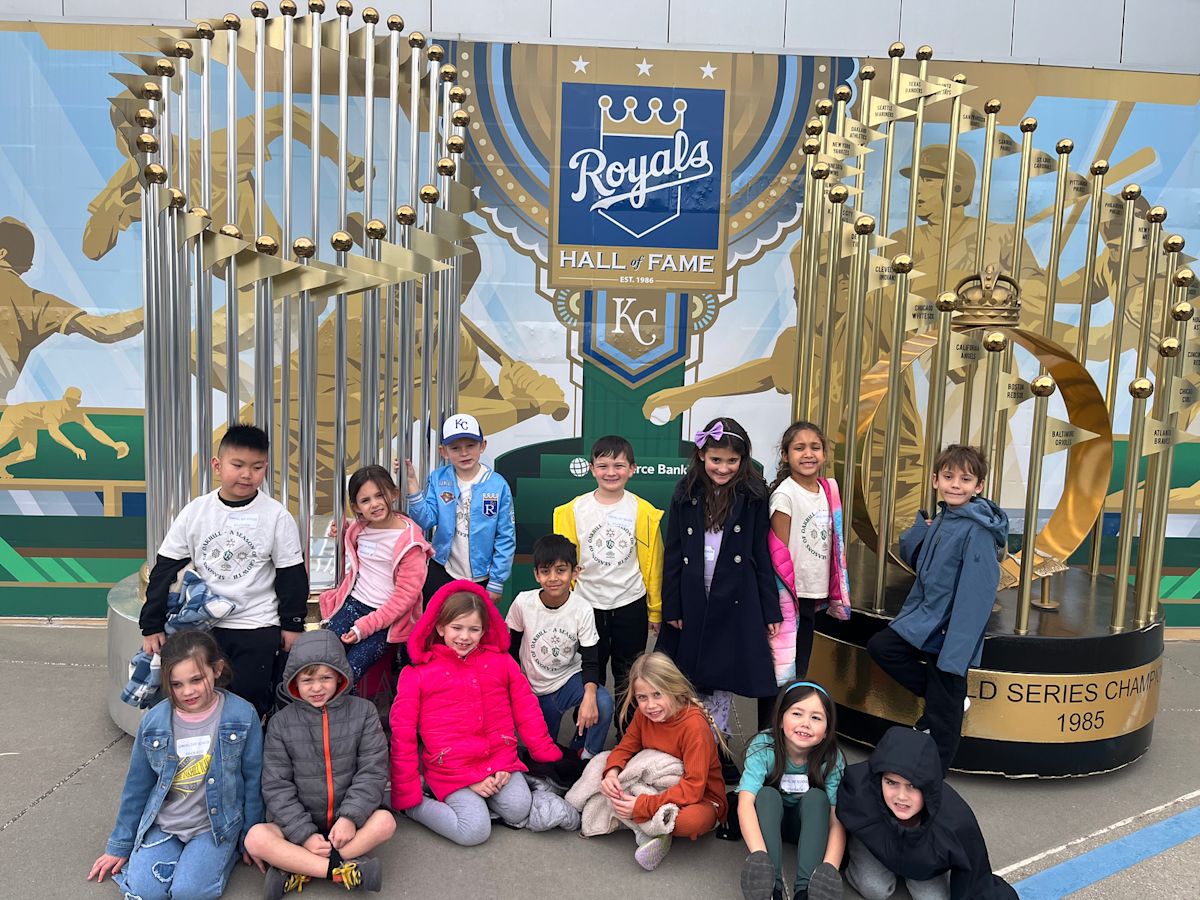 Kindergarten and First Grade Field Trip to Kauffman Stadium | News Details