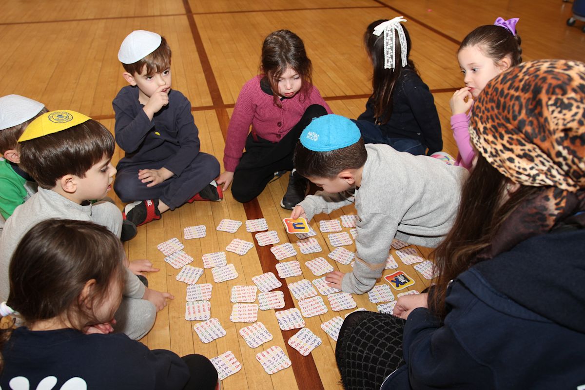 Pre-K Throws an Alphabet Party | Ramaz News - The Ramaz School
