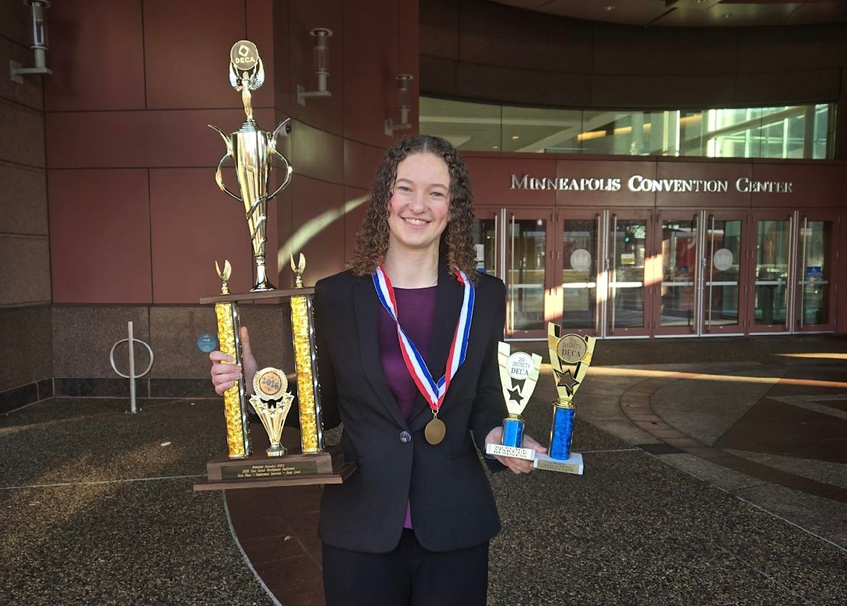 WBLAHS Student Named DECA State Champion | Article