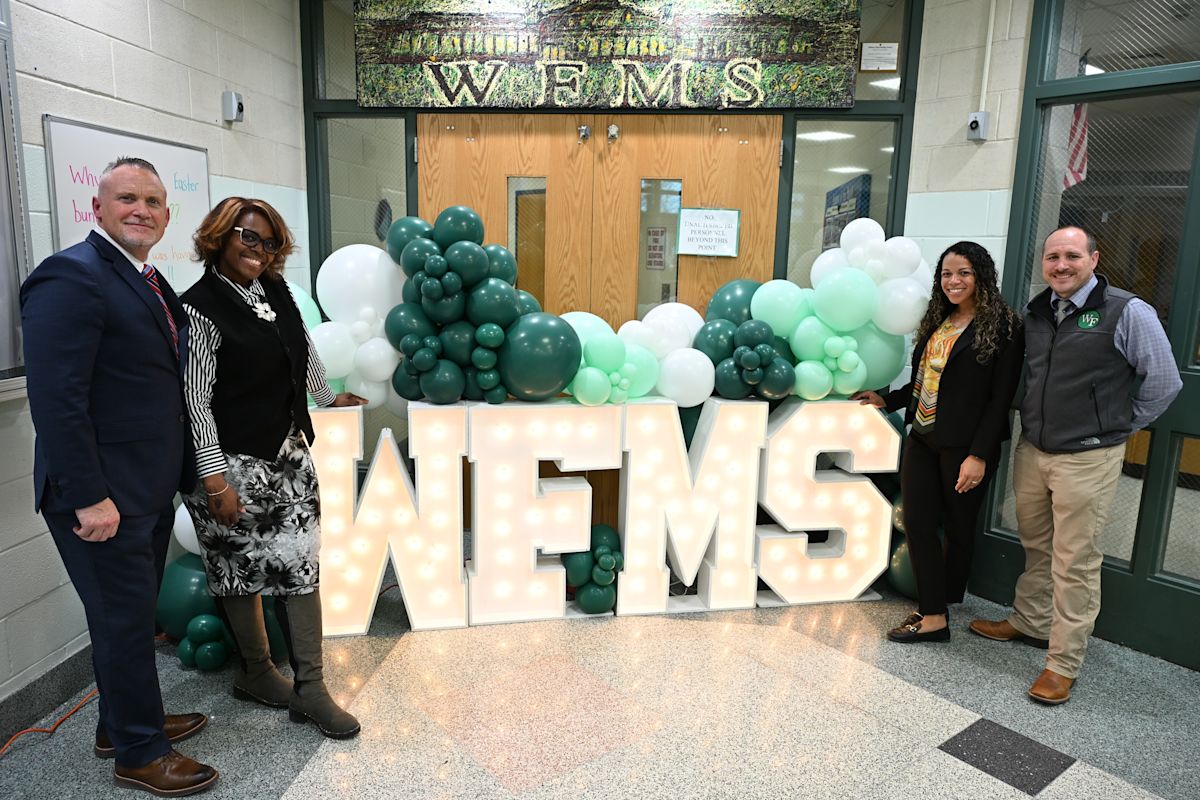 William Floyd Middle School Hosts Annual Showcase Night | News Post