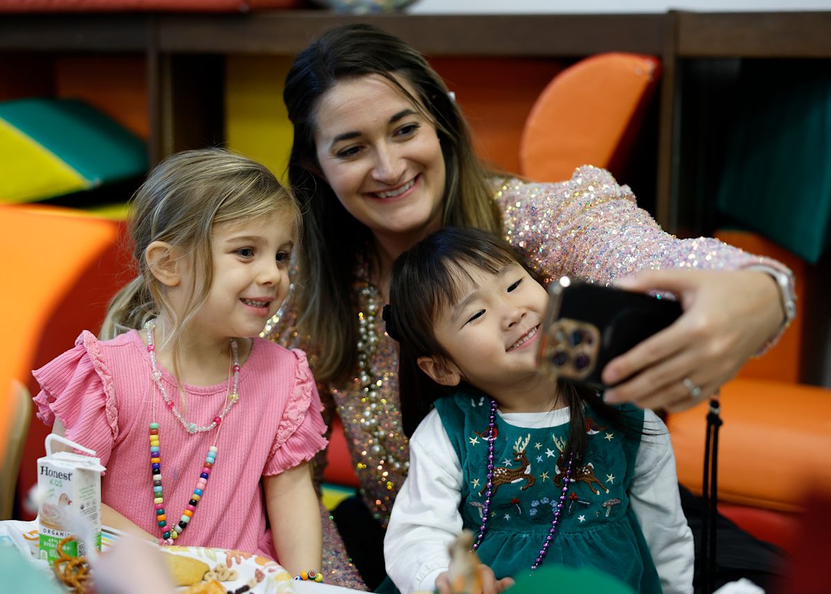 Brentwood Celebrates Paraprofessional Appreciation Day | News and Updates