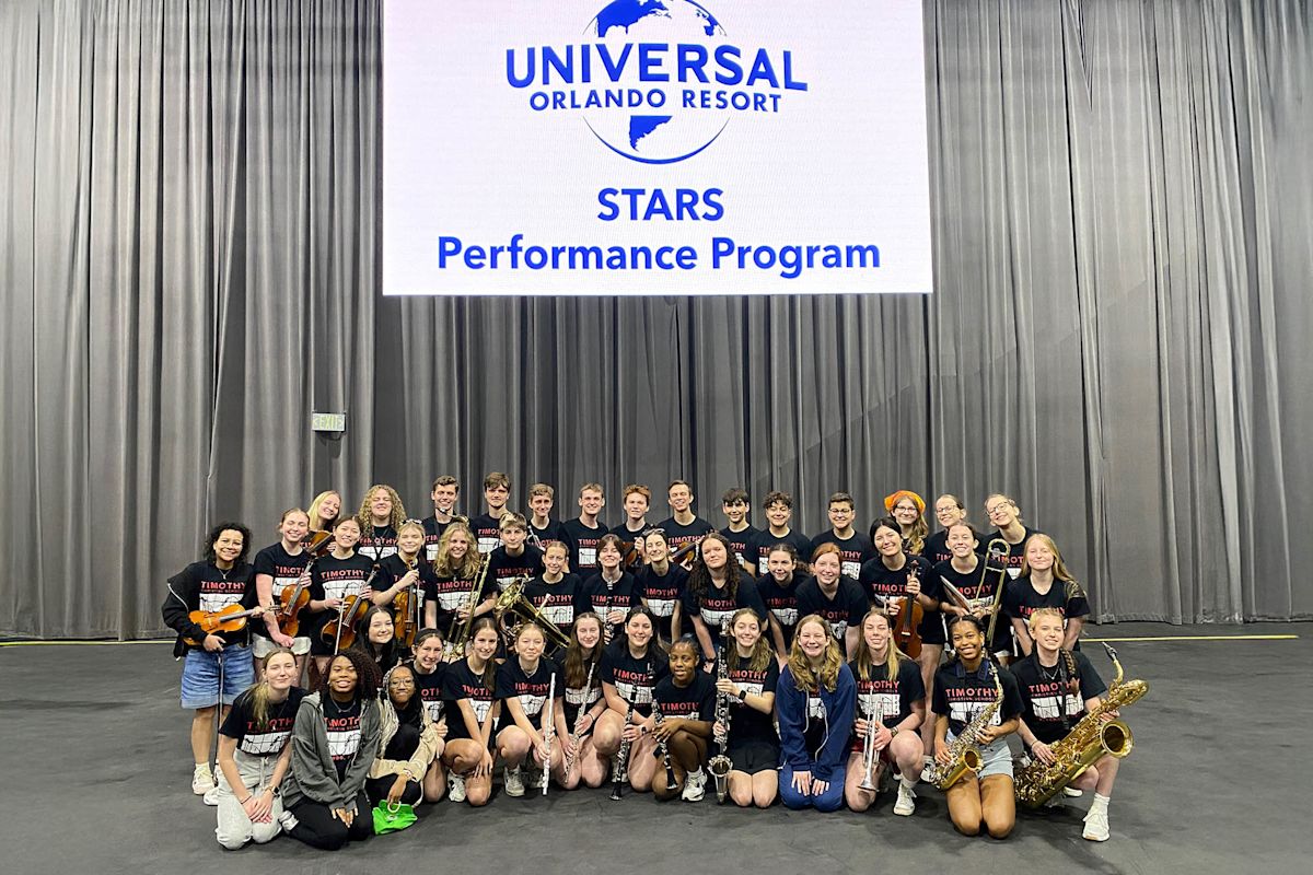 The High School Music Department Performed at Universal Studios ...