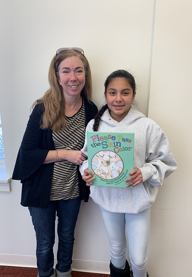 Victoria Holdsworth's Instagram, Twitter & Facebook on IDCrawl