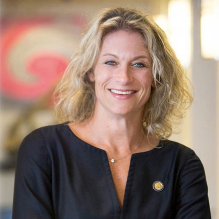 May 2019 Alum of the Month: Hillary Beard Schafer '91 | Hotchkiss News