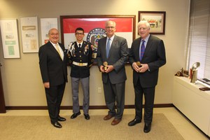 Gov. Nixon, Sen. Danforth receive Hardin Medal | News Details