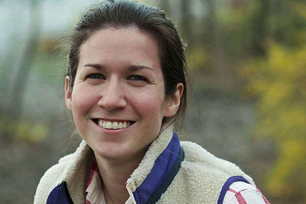 Beth Davis's Instagram, Twitter & Facebook on IDCrawl