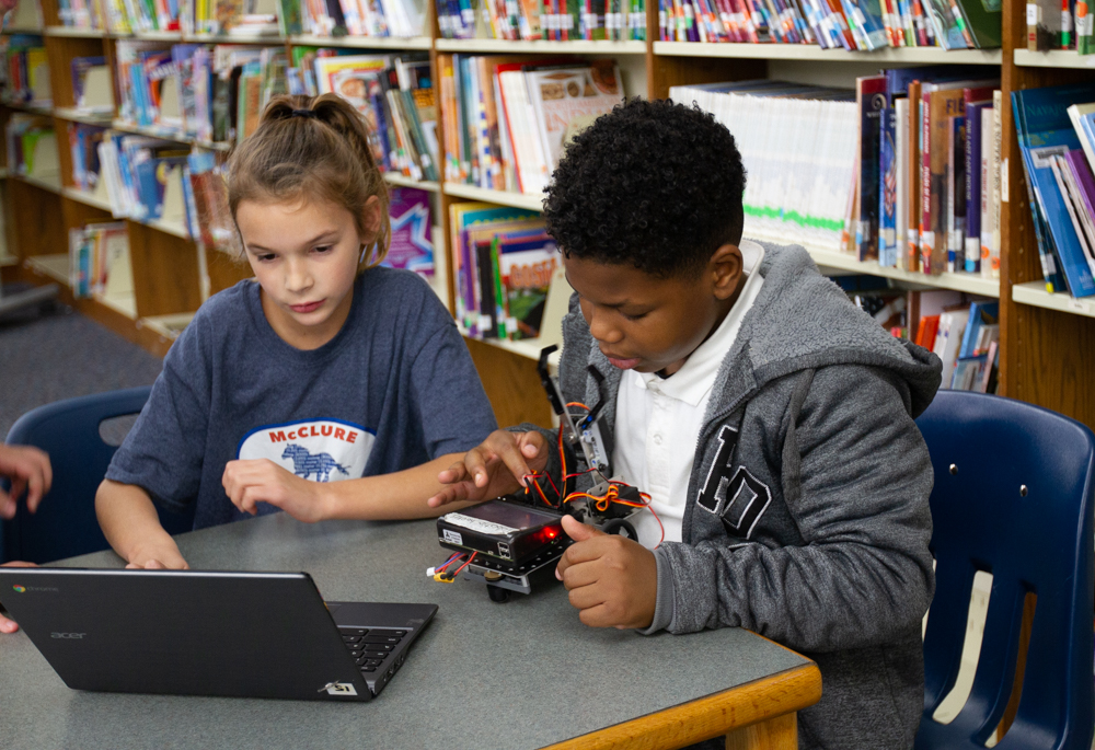 Botball Teaches Students Coding and Problem-Solving Skills | News Story ...