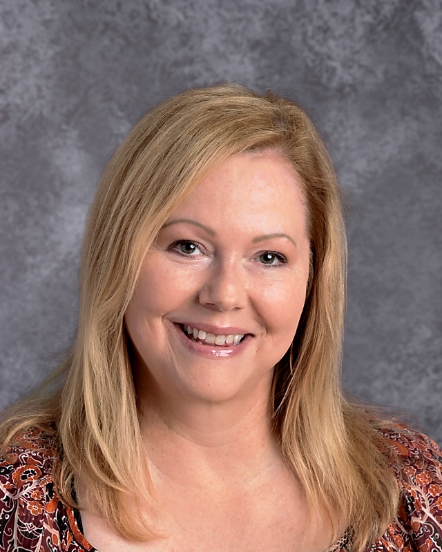 Angie Veale - Lower School Library Associate | Content Post - Saint ...