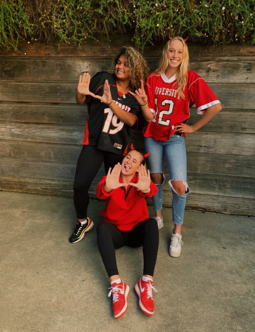 Senior Spotlights | UHS School News