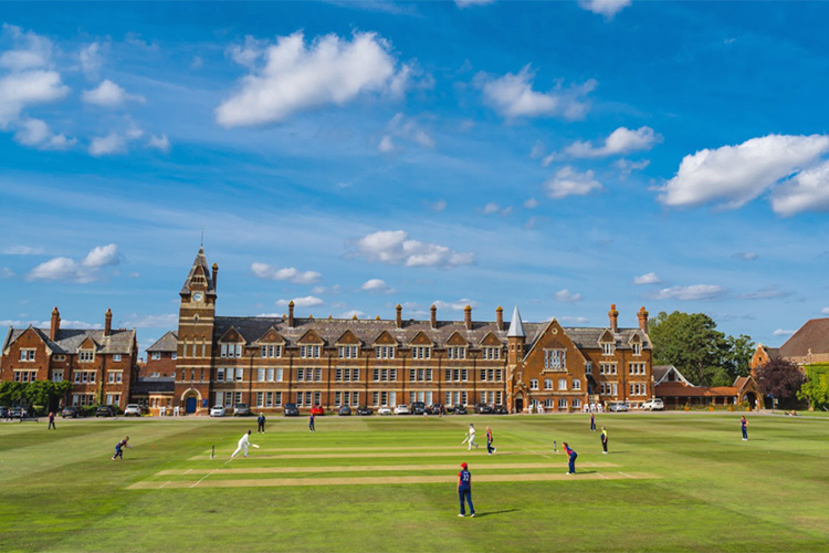 Felsted School Cricketers Play the MCC | Posts Page