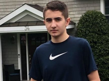 Graduates Receive a Surprise! | News Story