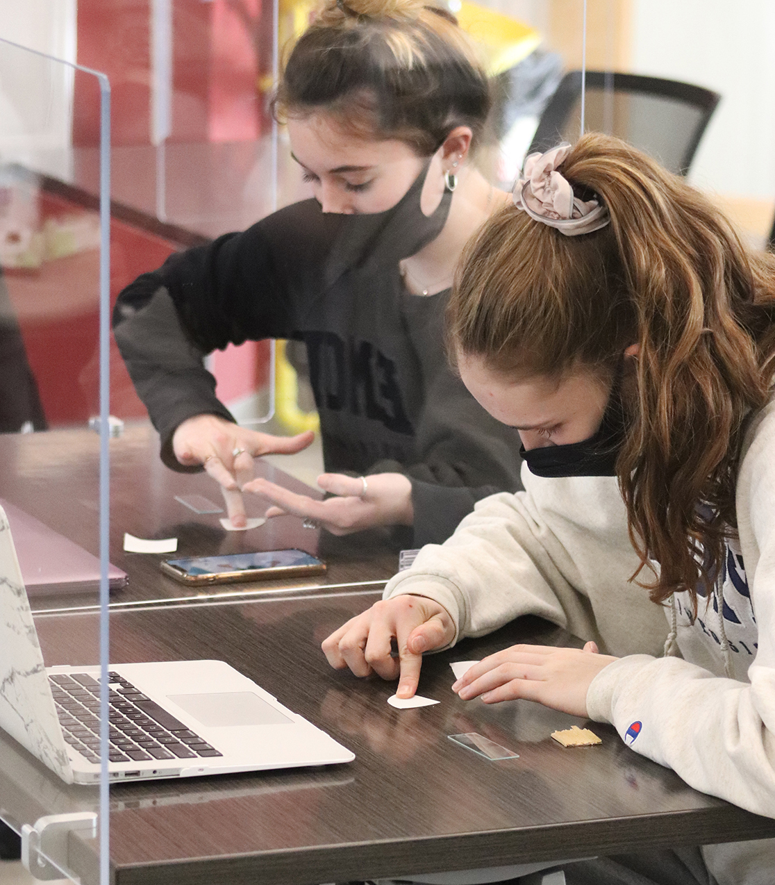 Forensic Science Students Learn How to Reveal Fingerprints | Morristown ...