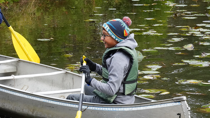 Students Build Connections at Retreats | USM News