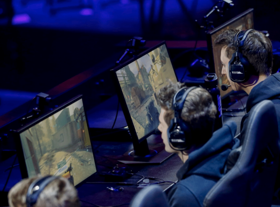 Valor Esports teams begin 3rd CHSAA season | School Life Story
