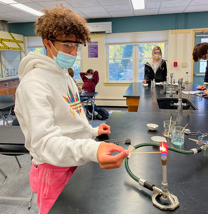Chemistry: Flame Tests | Athletics News Details - The Gunston School