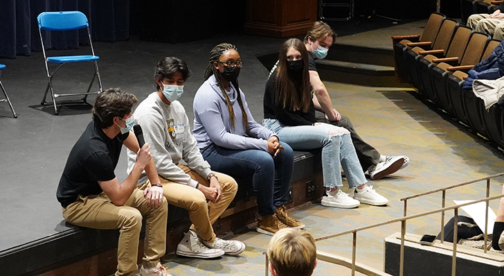 Recent Alumni Share Advice with Seniors | USM News