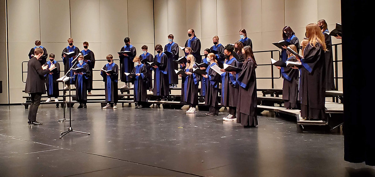 Hopkins High School students perform at Jan. 18 choir concert | article