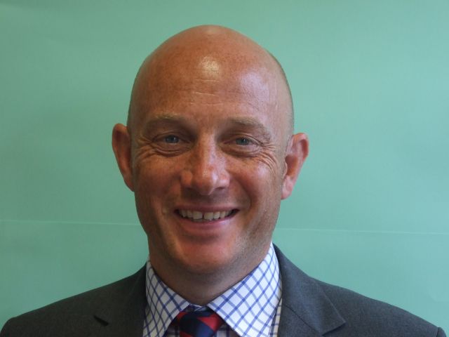 Leadership Team - Mr Jeremy Fincher | Posts Page