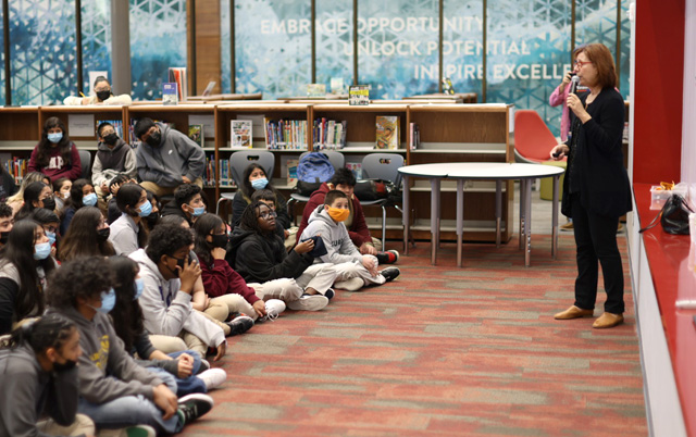 Award-winning author Pam Muñoz Ryan captivates Landrum Middle School ...