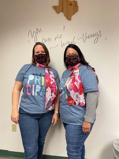 Central celebrates Twin day | Post Details Page - Central Elementary