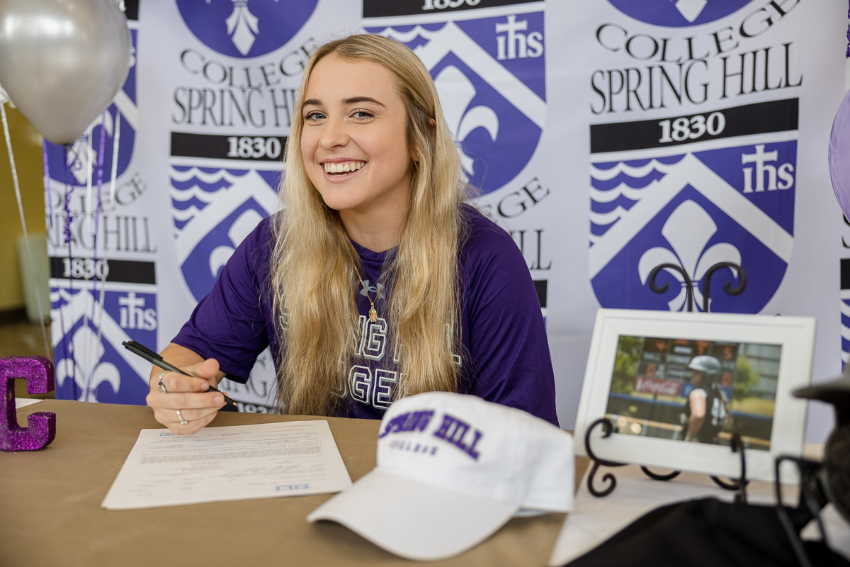 College Signing: Spring Hill | News Post General - Mount Carmel Academy