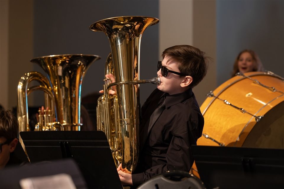 SBS Band Supplies the Sound | News Details