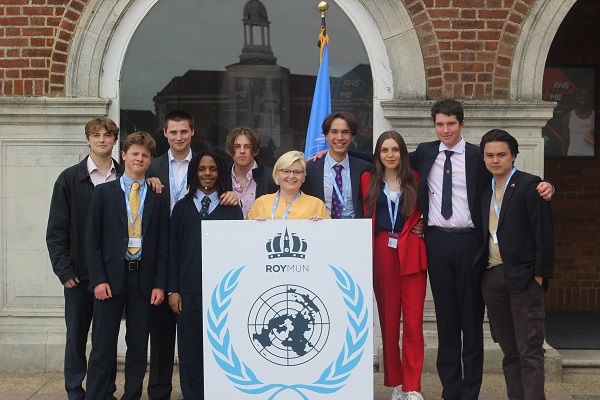 MUN | News - The Royal Hospital School