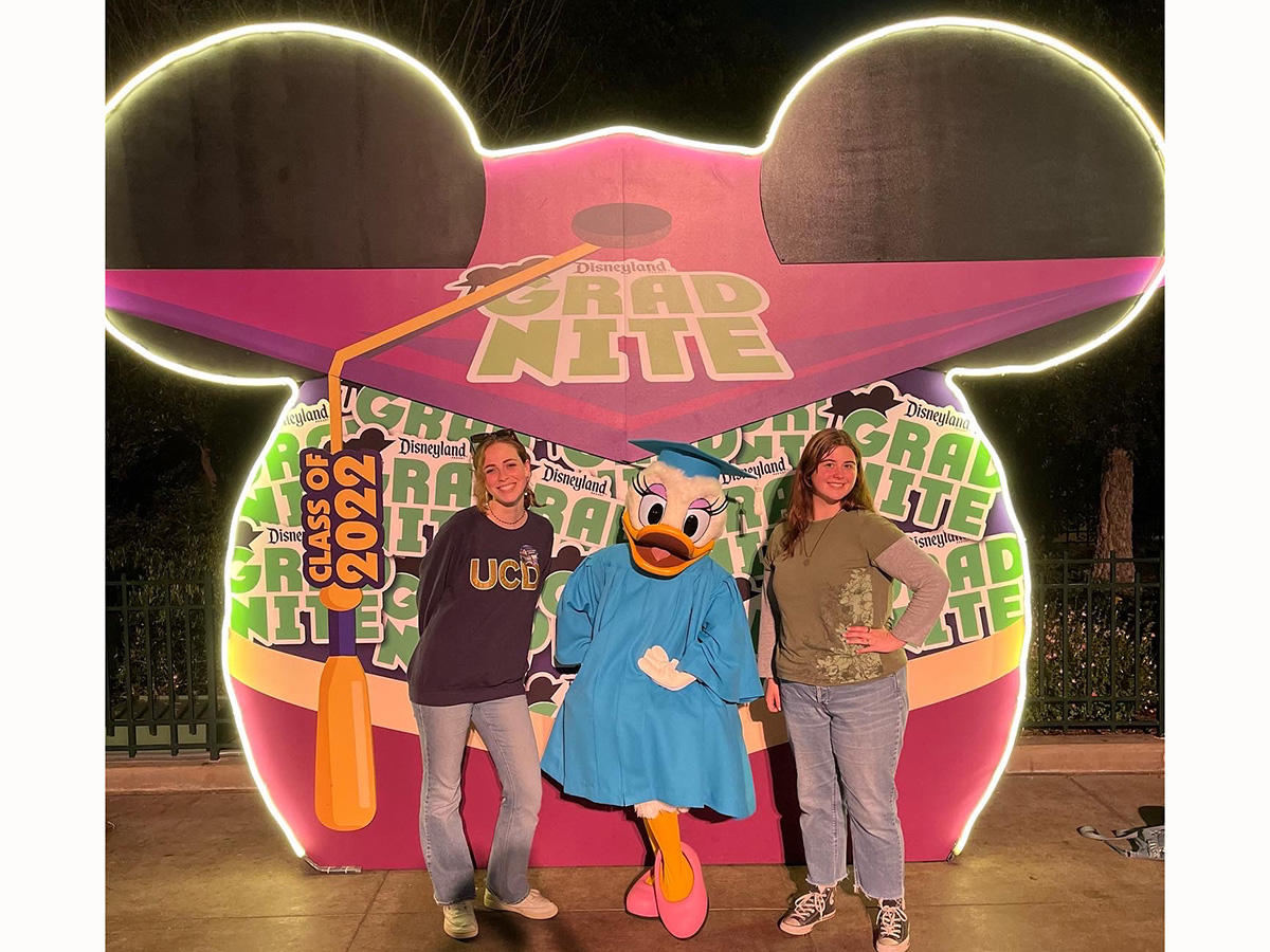 Grauer Senior Class: Grad Night At California Adventure Park | Post ...