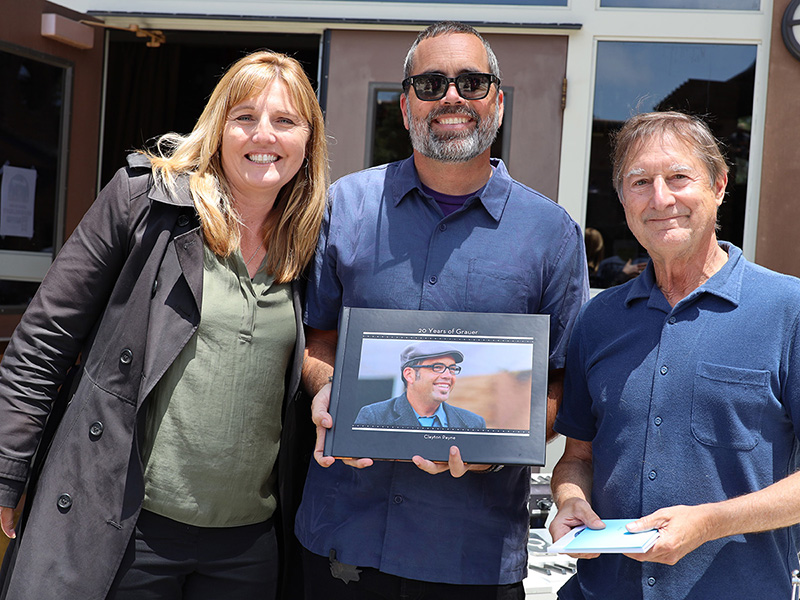 Dr. Grauer's Column - In Support | Post Details - The Grauer School