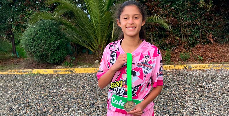 Nuestra estudiante María Alejandra Useche Campeona del Baby fútbol en ...