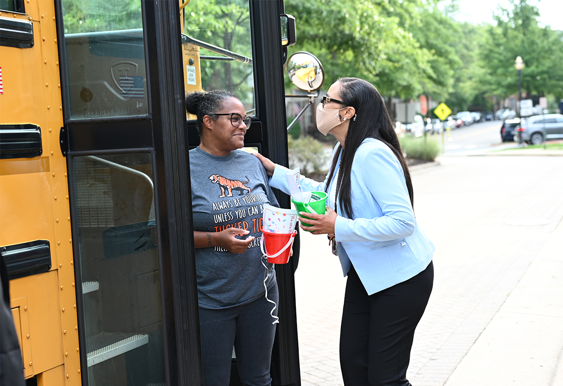 ACPS Offers New Financial Incentive to Recruit Qualified Bus Drivers ...