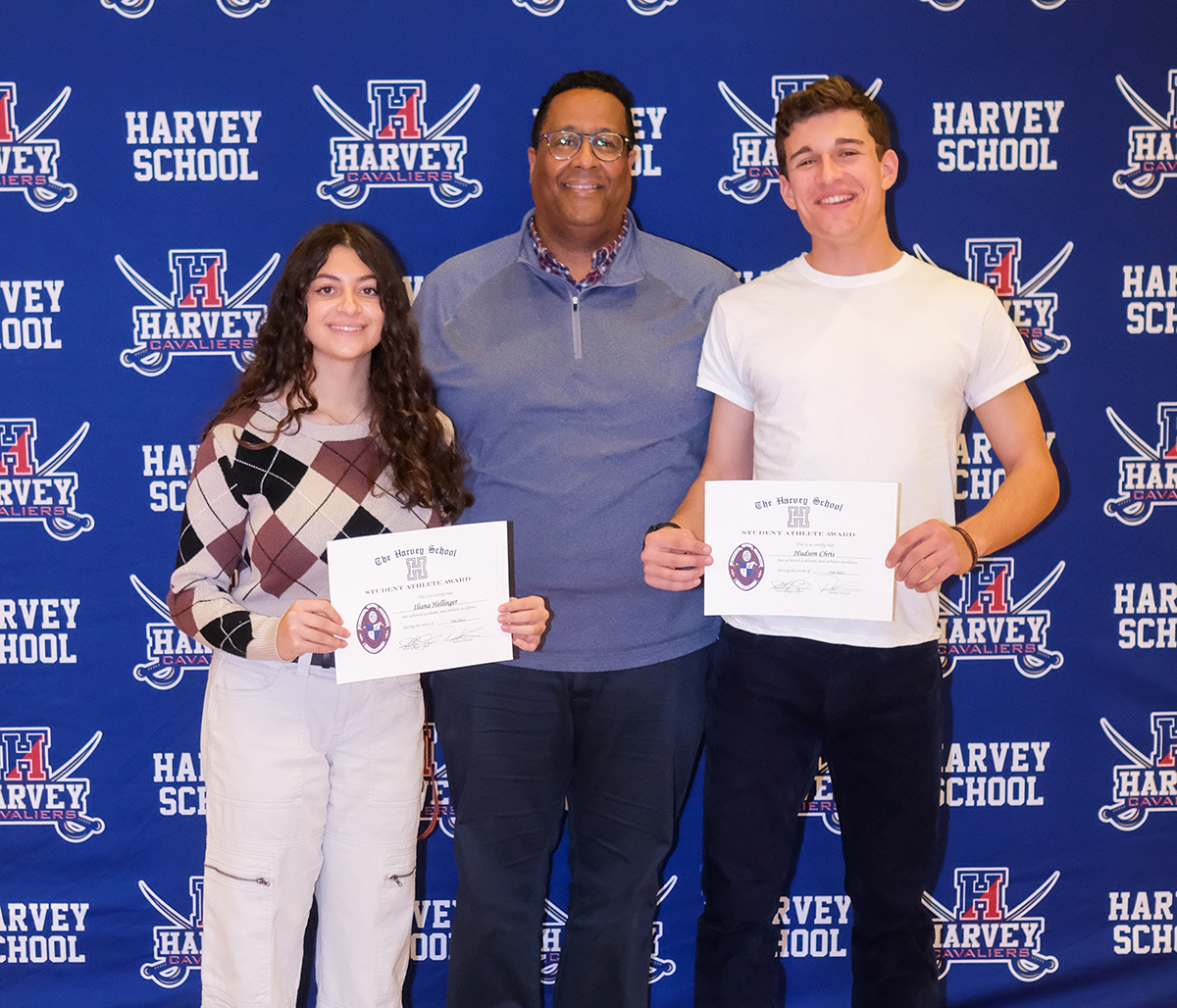 Chris, Hellinger Named Fall Season's Top Student-Athletes | Sports Reports