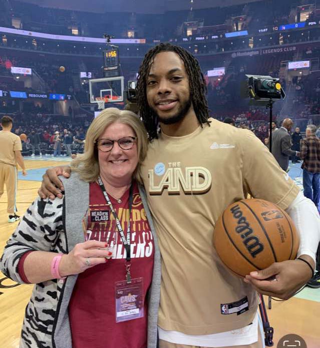 Cavs Honor Roosevelt Teacher | Post Detail