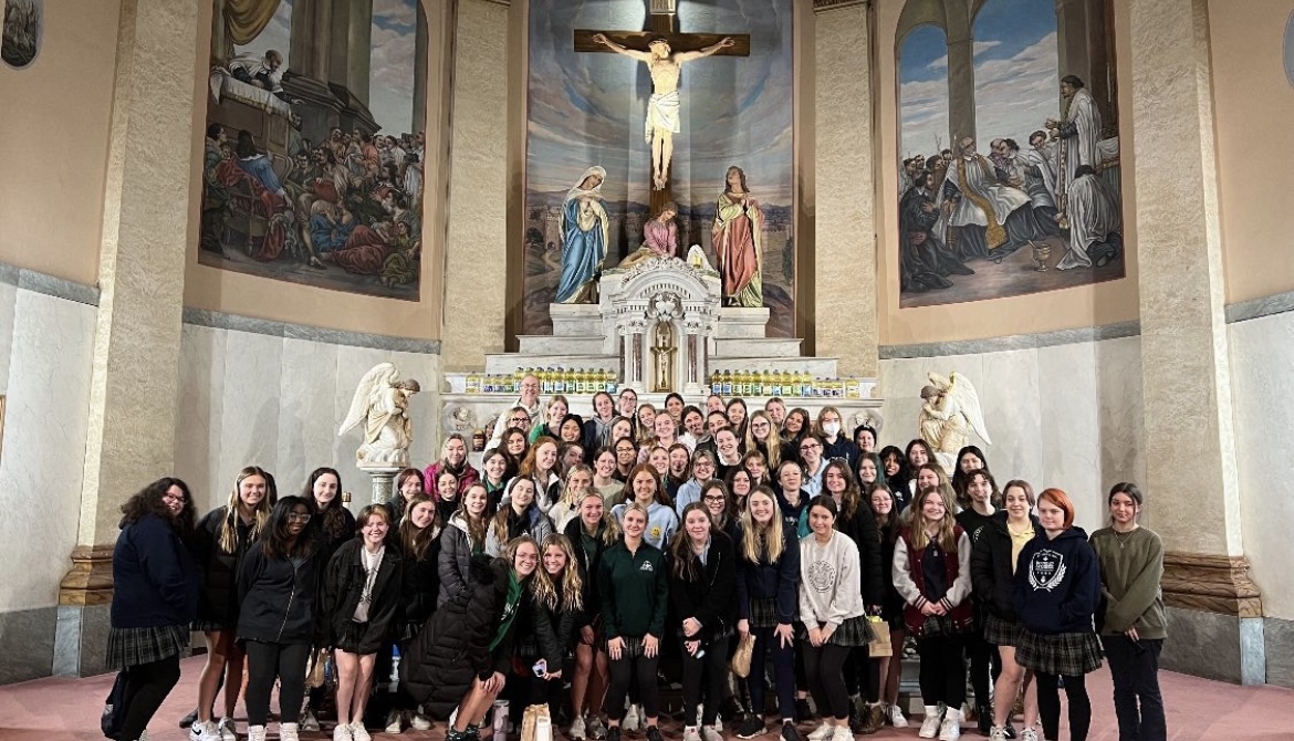 Junior Retreat and Service Days | News Feed - Nerinx Hall High School