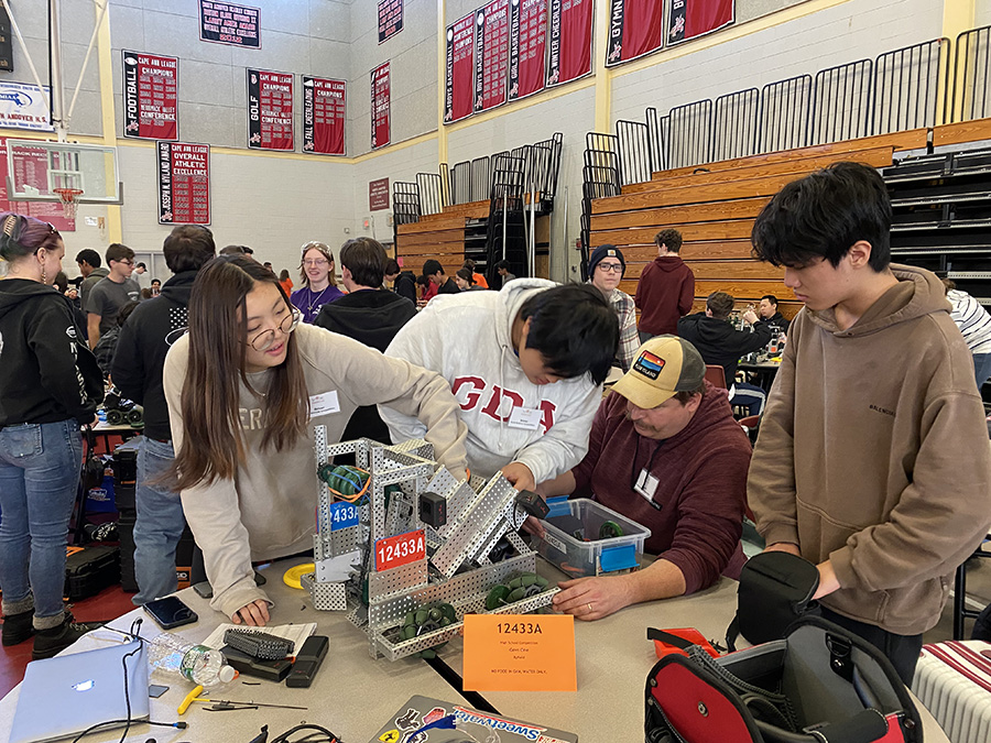 Robotics Team is Finalist in VEX V5 Competition | News Detail Page